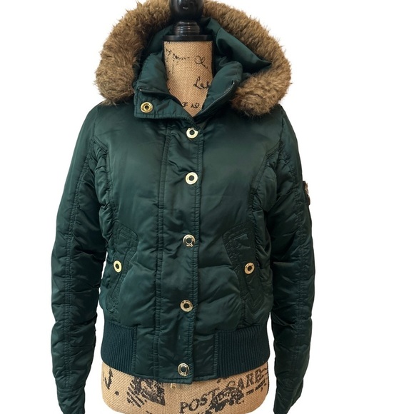 Guess | Jackets & Coats | Rare Y2k Vintage Guess Emerald Green Puffer ...